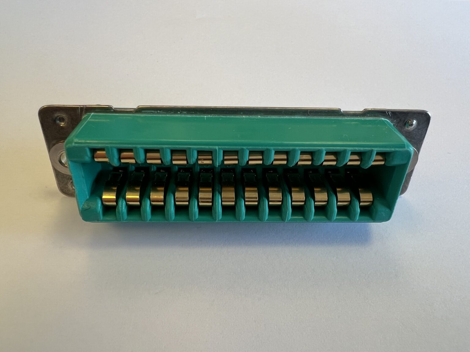 Rectangular Connector - Rack Panel Socket 24-Way (IN2GS24DP)